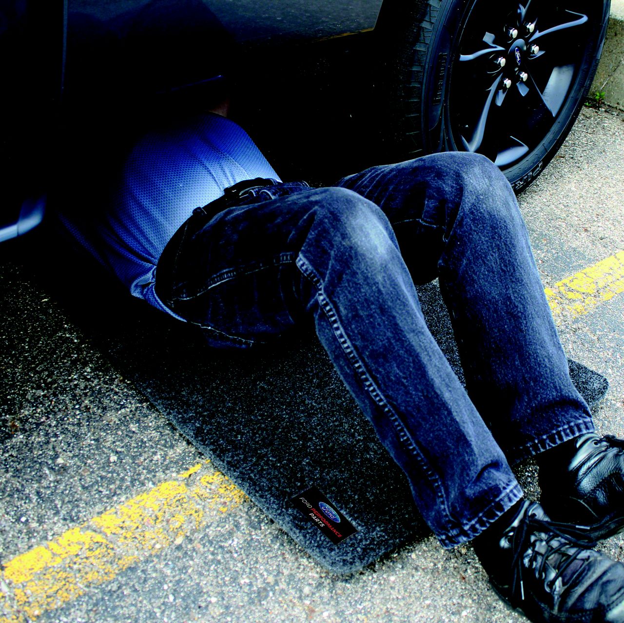 Ford Performance Universal XT Track Matt Folding Mat M-1822-A8 - Free ...