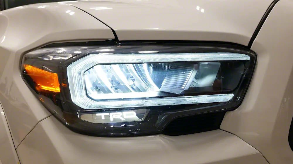 Infotainment Tacoma OEM LED Headlights; Black Housing; Clear Lens T ...
