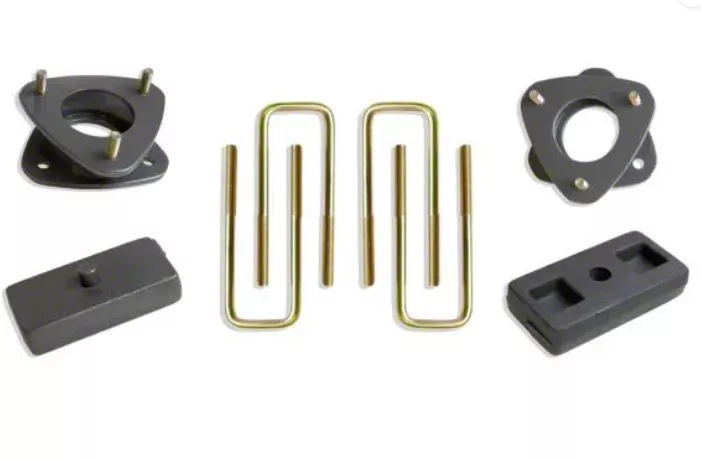 2017-2024 Nissan Titan Leveling Kits | Best Prices at ExtremeTerrain