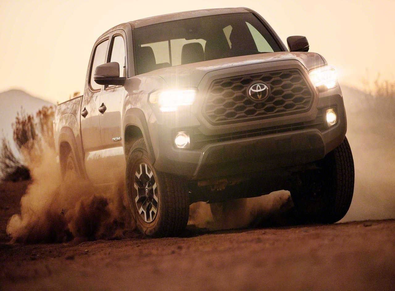 Tacoma Xenon Halogen Grille Fog Lights (20-23 Tacoma) - Free Shipping